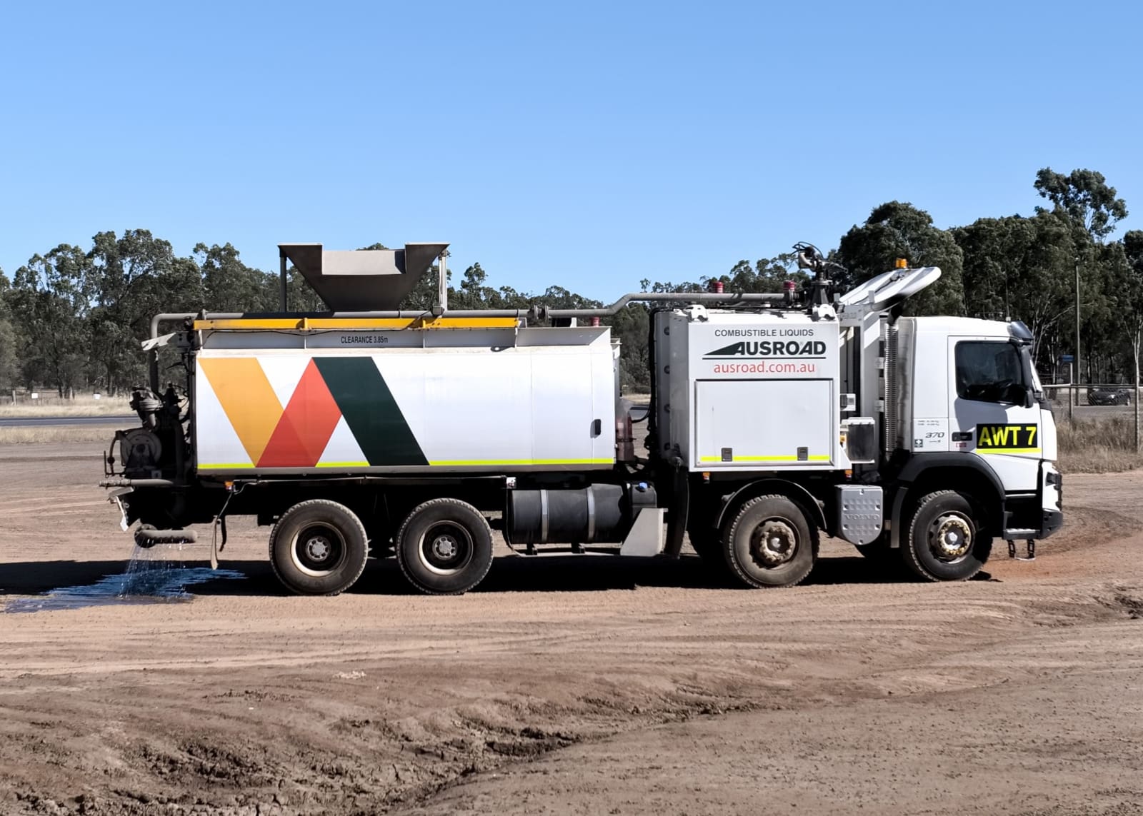 Water Trucks Purpose-built for Drilling and Blasting - Ausroad Systems ...