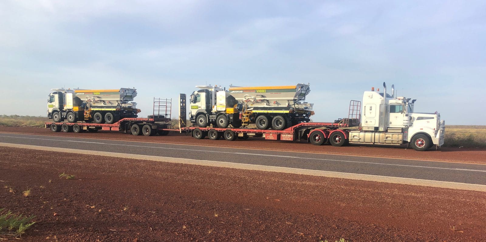 About Us | AUSROAD® Mining Plant and Road Maintenance