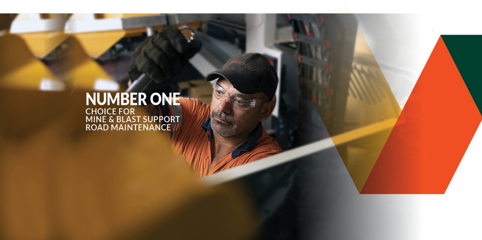 About Us | AUSROAD Mining Plant and Road Maintenance